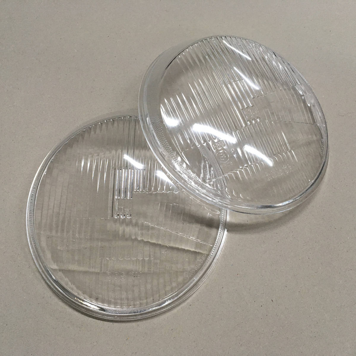 H4 Headlights Asymmetric Glass Lenses LHD Clear - CarBone